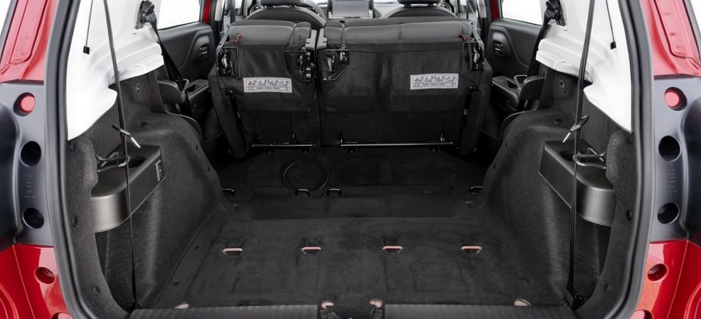 Novo Citroën C3 Aircross tem opções de cinco e sete lugares